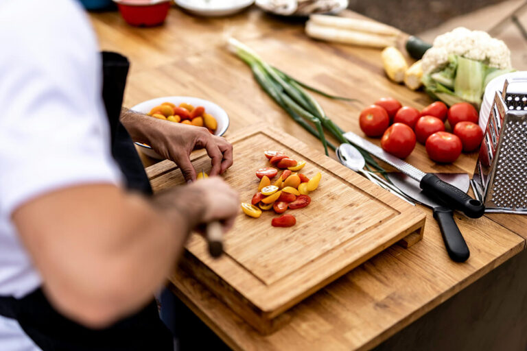 Your Guide To Safe Food Handling | Operandio