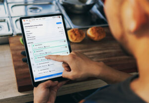 Improve Restaurant Efficiency: 30+ Tips & Strategies