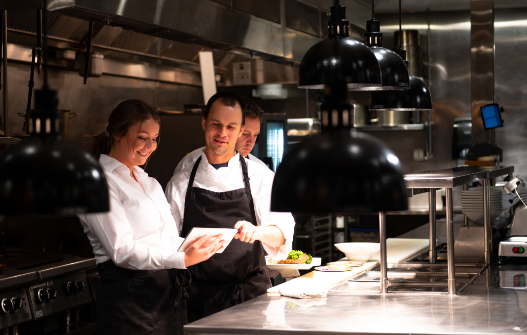 Restaurant Training Manual: How-To Guide & Free Template